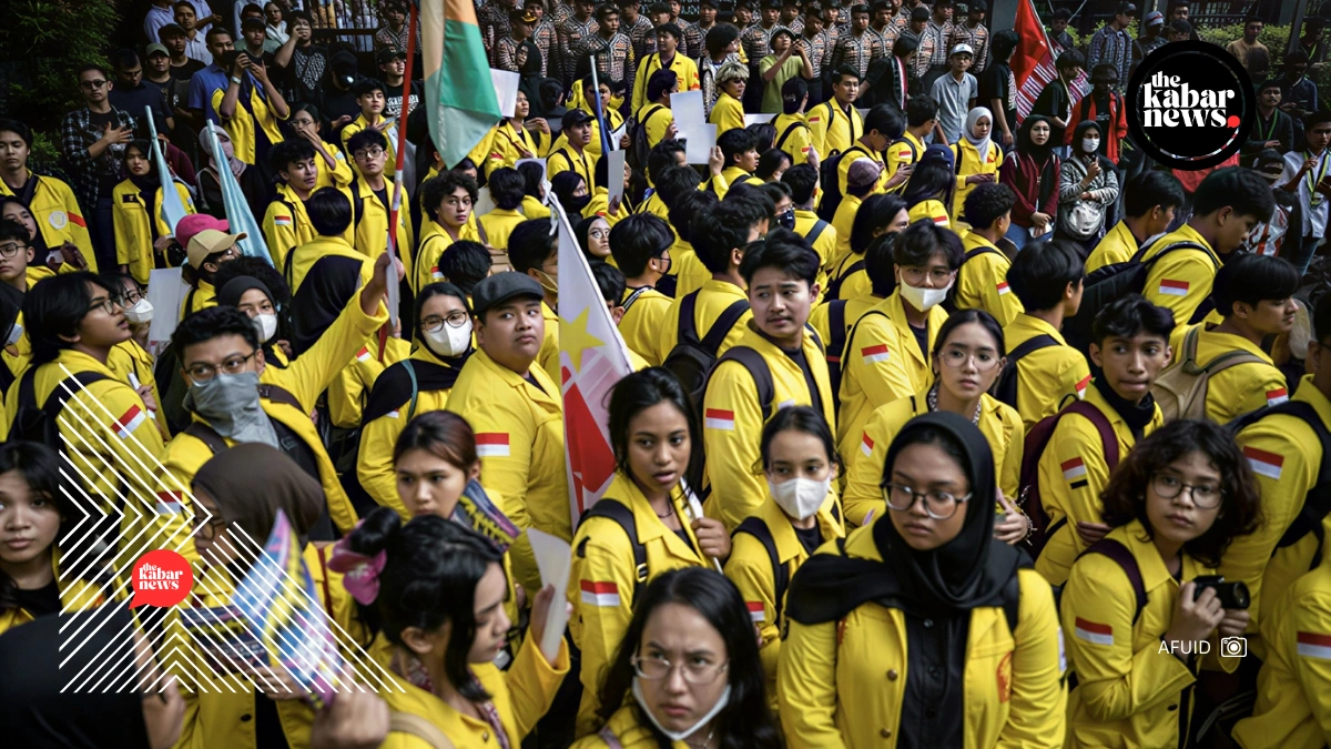 UI Students Rally in Black and Yellow Behind Movement - Thekabarnews.com